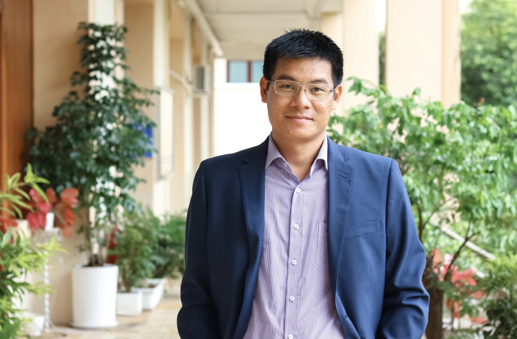 TRƯỜNG ĐẠI HỌC KHOA HỌC XÃ HỘI VÀ NHÂN VĂN - ĐHQG TP.HCM