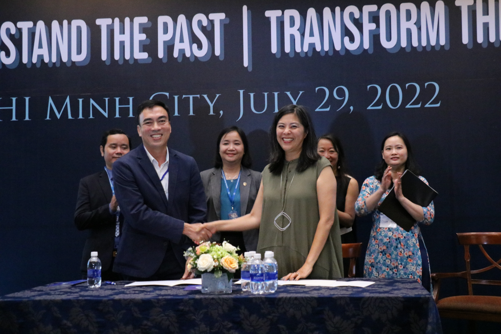 Signing ceremony with Columbia University, the United States